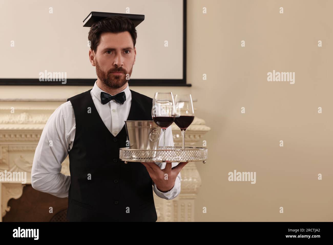 Good posture black and white hi-res stock photography and images - Alamy