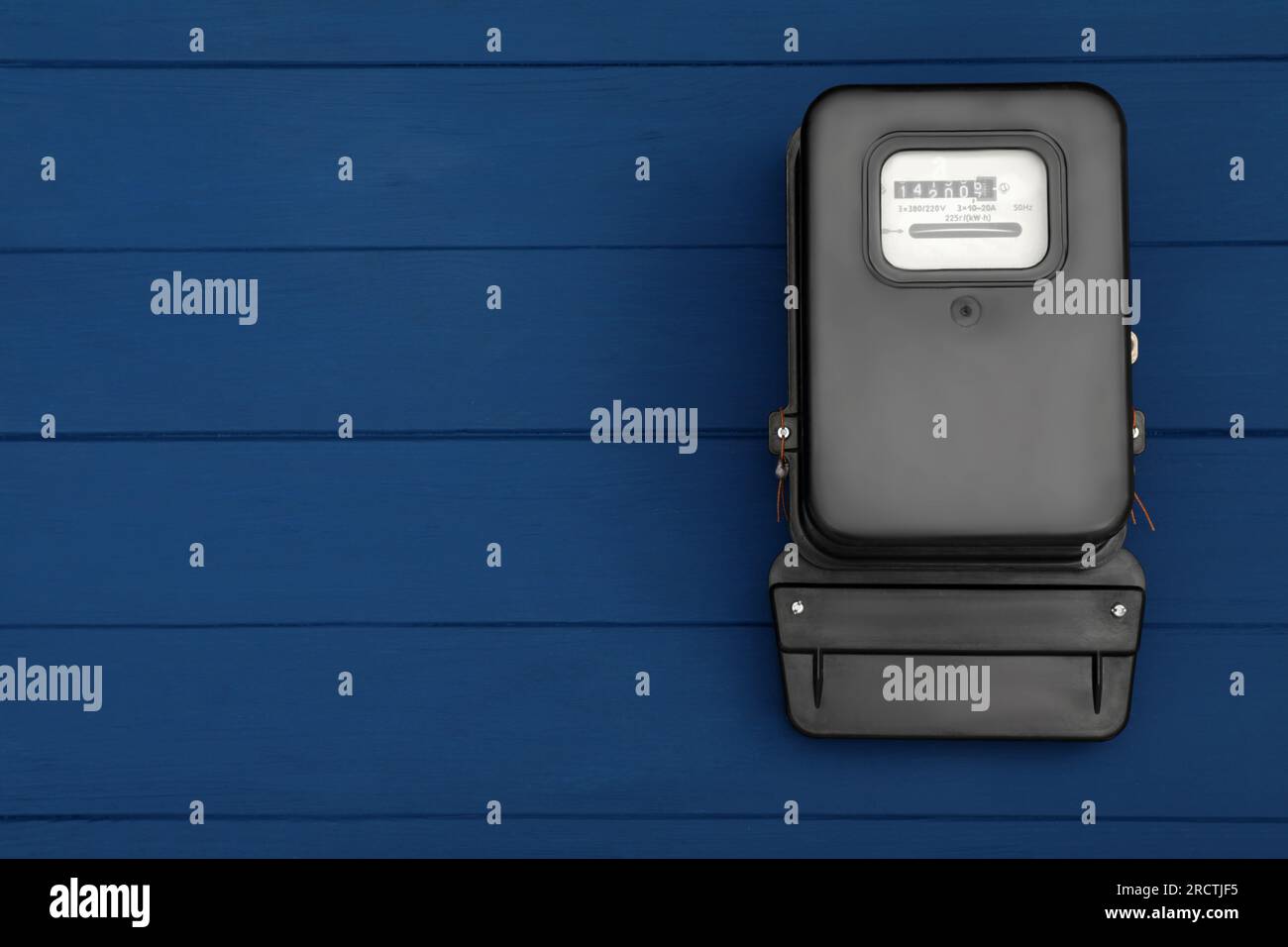 Wooden meter blue construction hi-res stock photography and images - Alamy