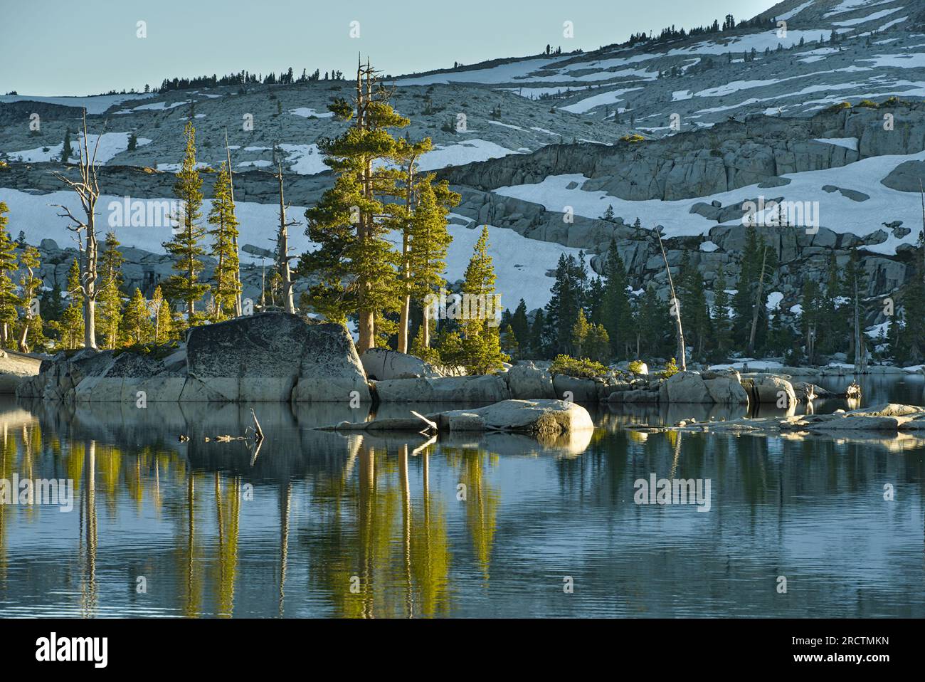 Alpine mountain with snows and Lake Aloha Stock Photo - Alamy