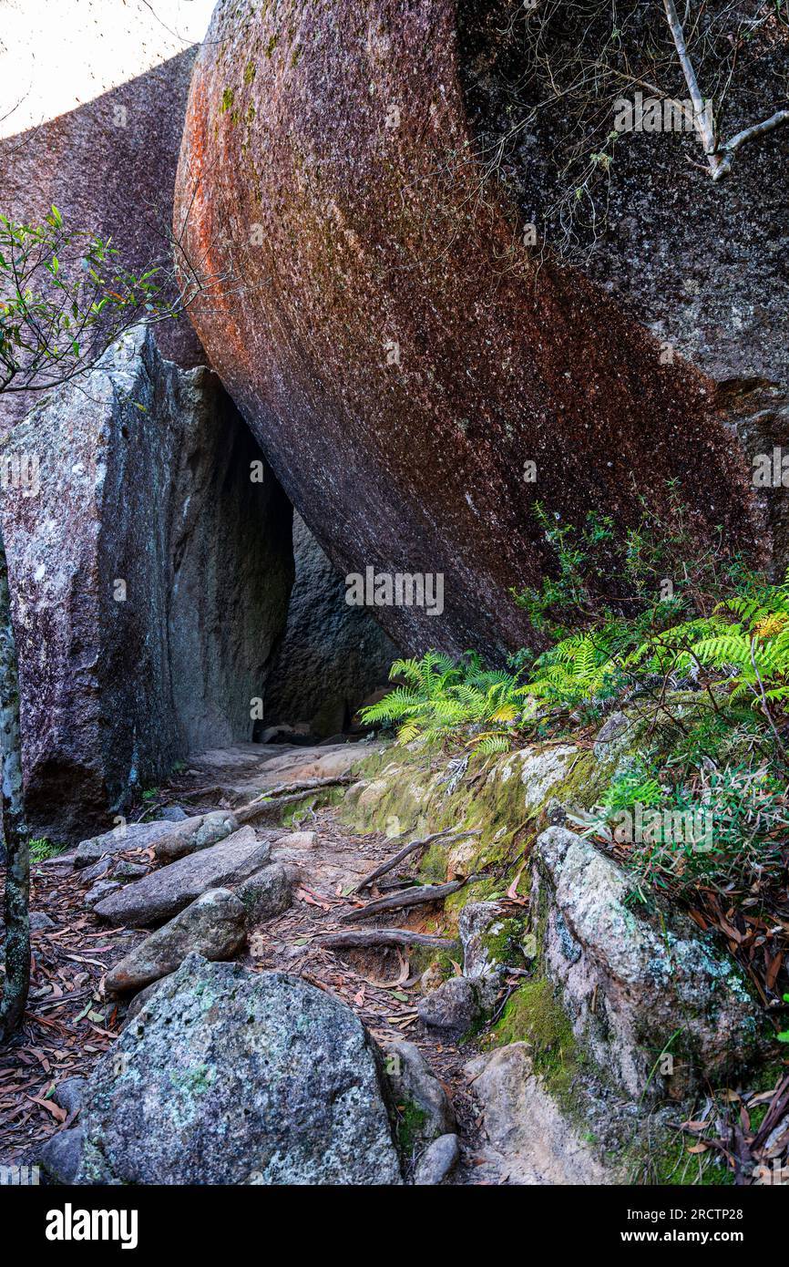 Thunderbolt's Hideout, Tenterfield Region, NSW Australia Stock Photo ...