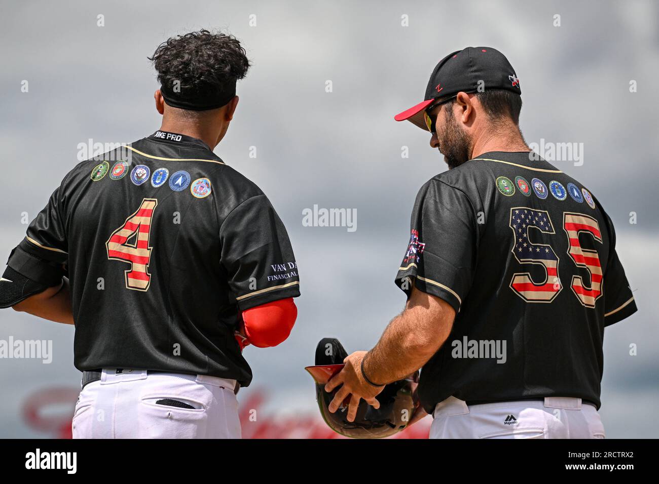 Flight uniforms hi-res stock photography and images - Alamy