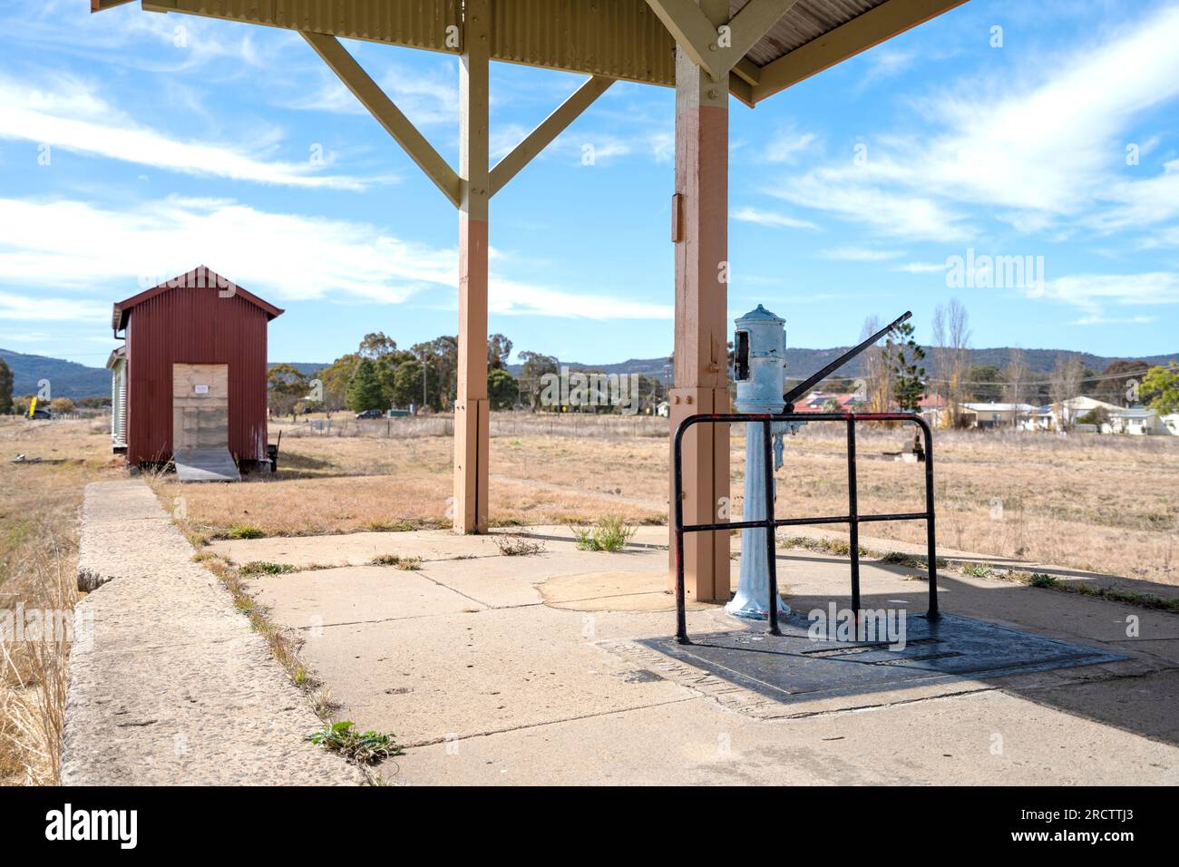 Old station platform at historic Wallangarra Railway Station ...