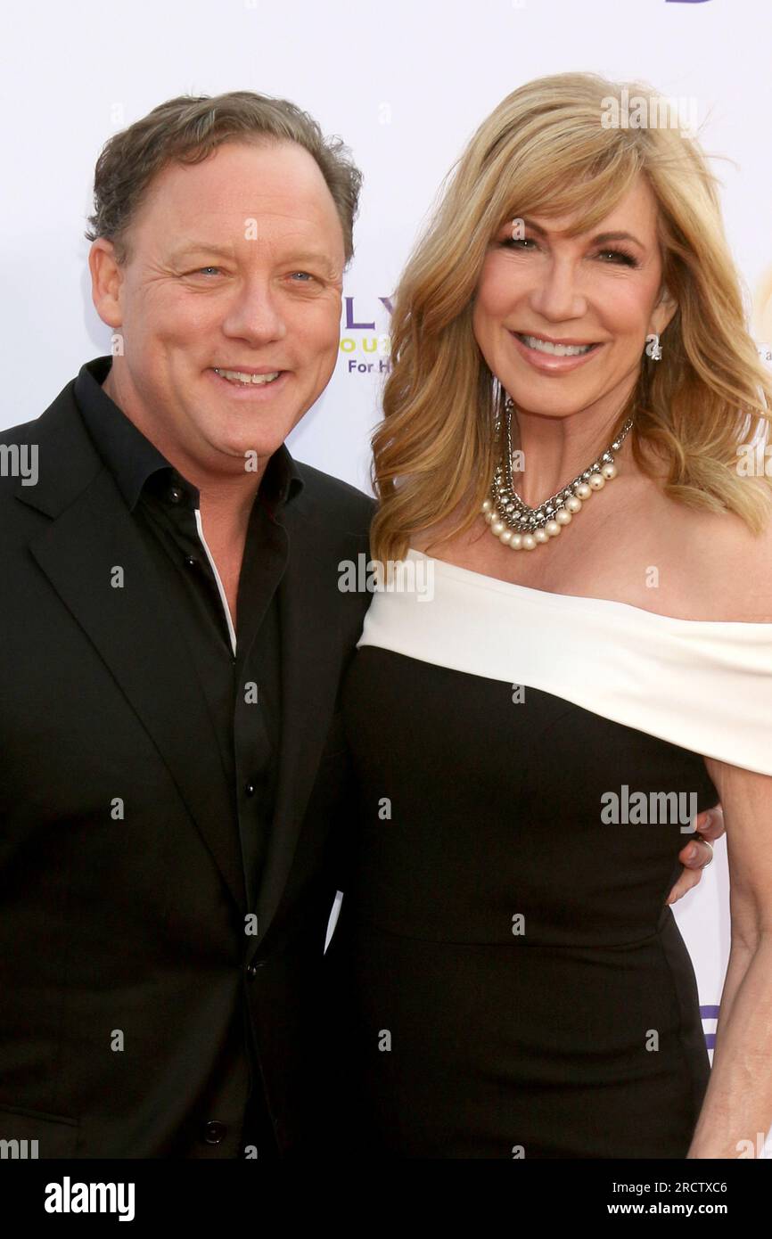 LOS ANGELES - JUL 15: Steve Fenton, Leeza Gibbons at the 2023 Design ...