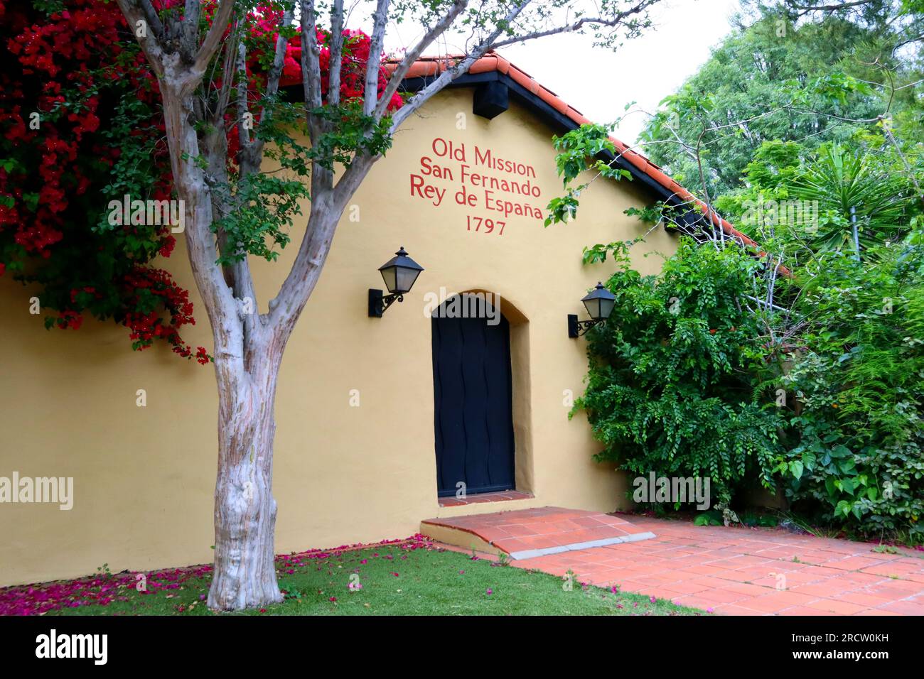 Los Angeles, California: San Fernando Mission, historical El Camino ...