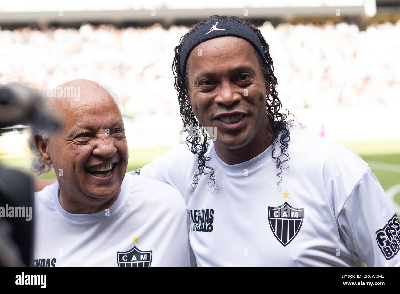 Ronaldo Gaucho Football: Ronaldinho Gaucho Signs With Rio Club