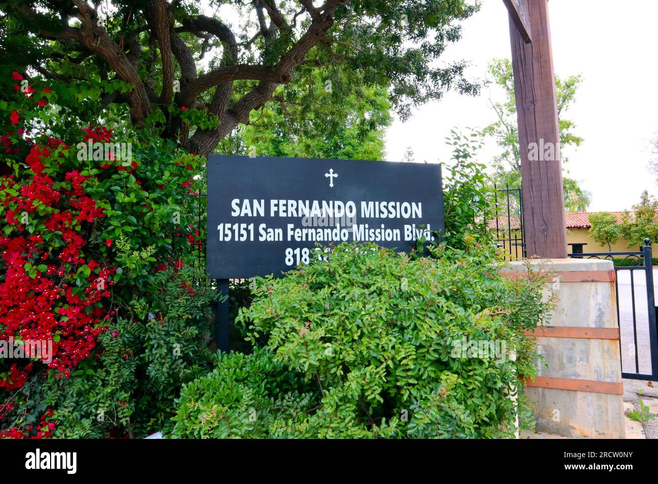 Los Angeles, California: San Fernando Mission, historical El Camino ...