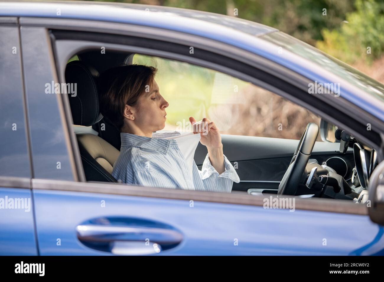 Chest drive hi-res stock photography and images - Alamy