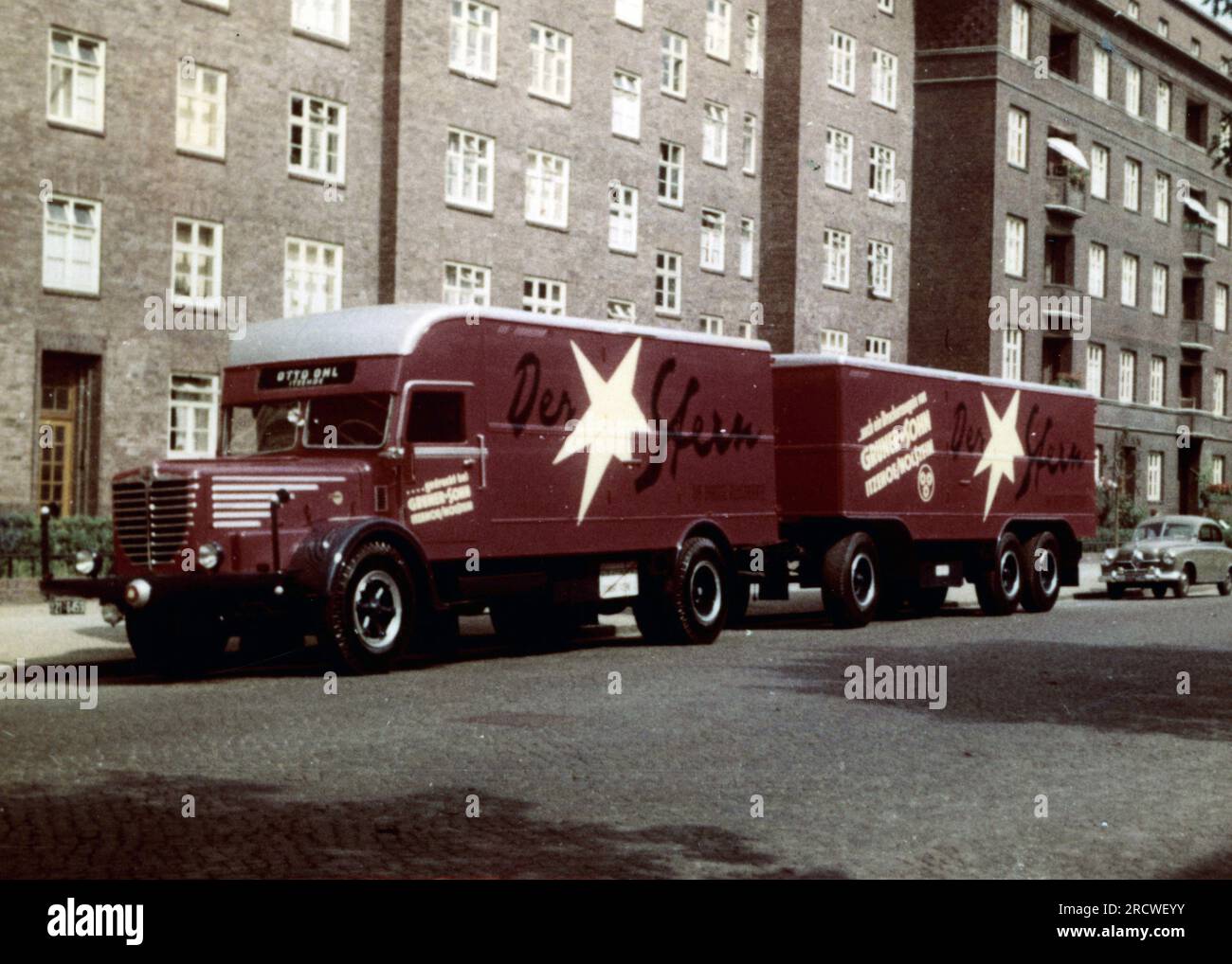 Bussing logo hi-res stock photography and images - Alamy