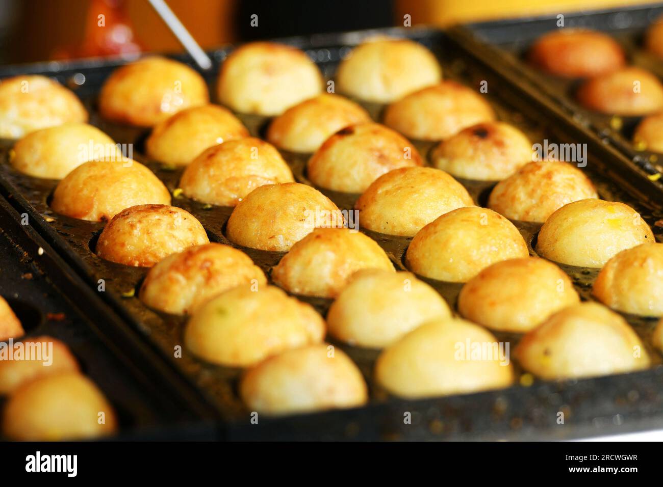 Octopus balls hi-res stock photography and images - Alamy