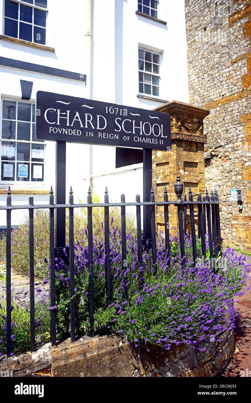 Old school building sign hi-res stock photography and images - Alamy