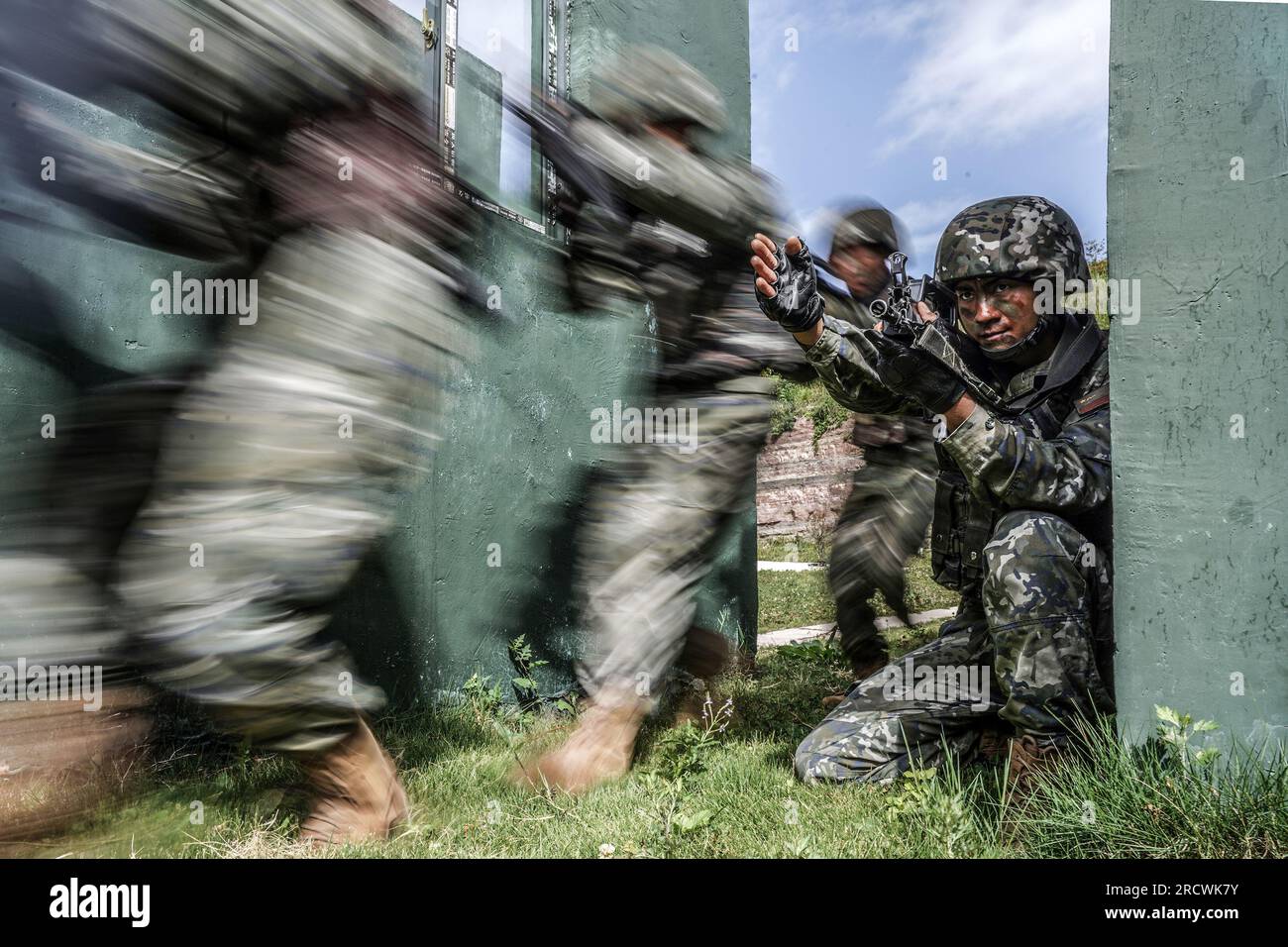 QIANXINAN, CHINA - JULY 15, 2023 - Special forces soldiers carry out ...