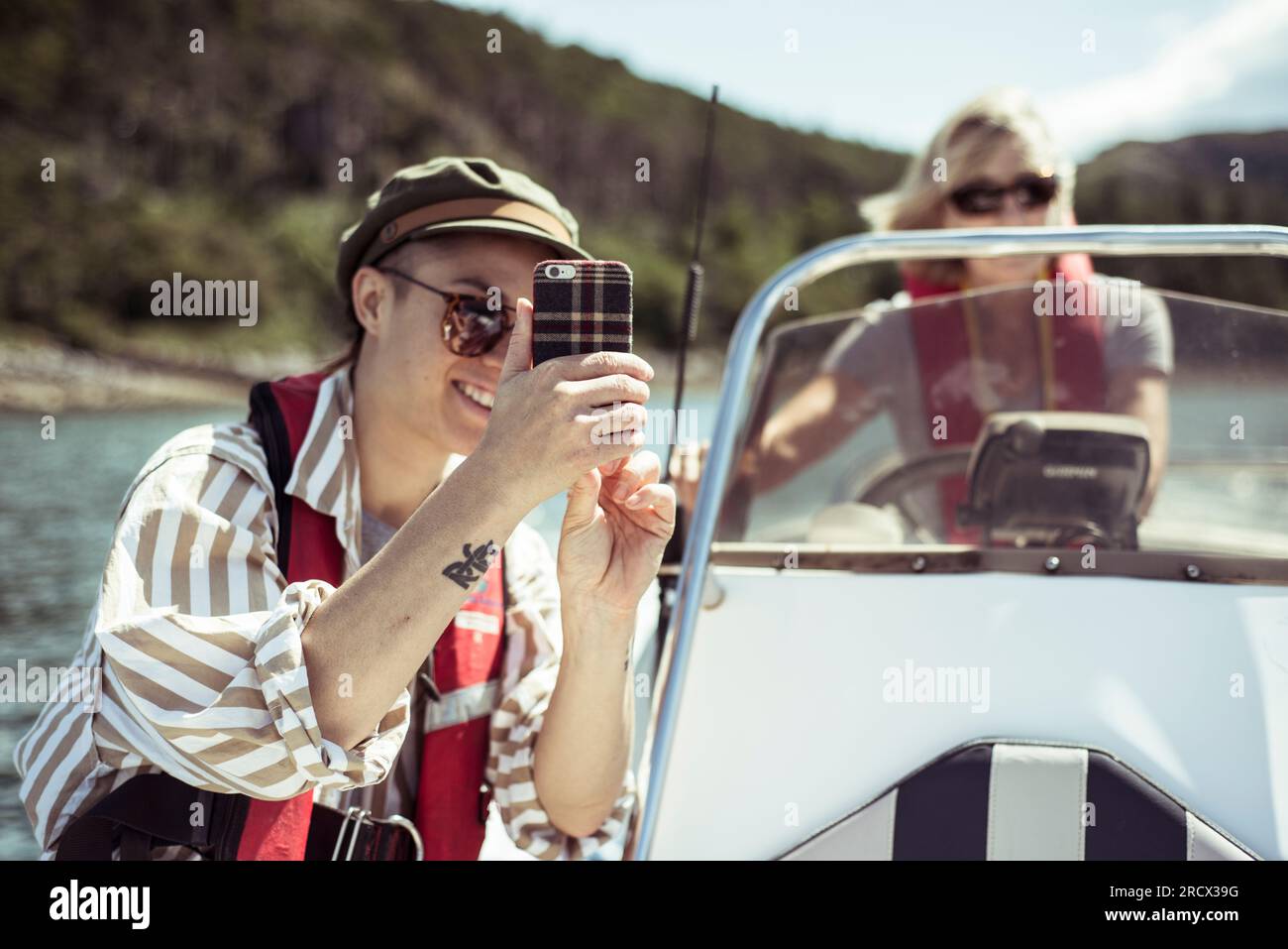 Girl takes selfie on hi-res stock photography and images - Alamy