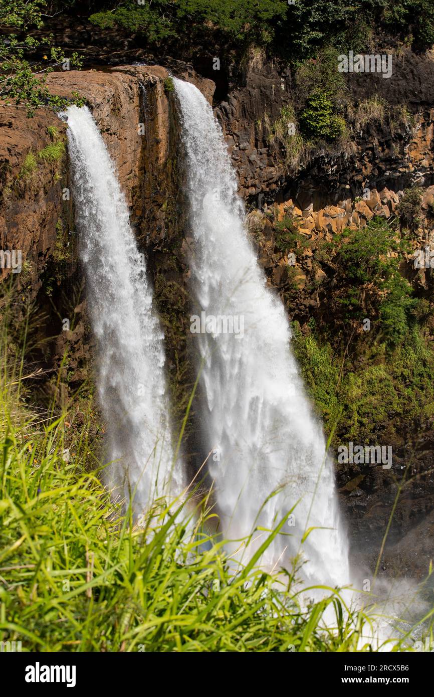 Wailua Falls drop over cliff edge, Kauai Stock Photo - Alamy