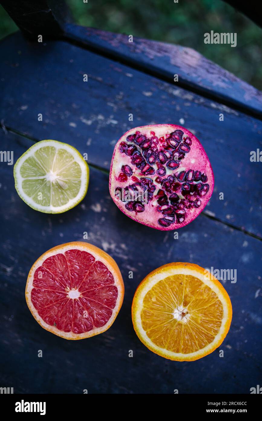 Lime art store hi-res stock photography and images - Alamy