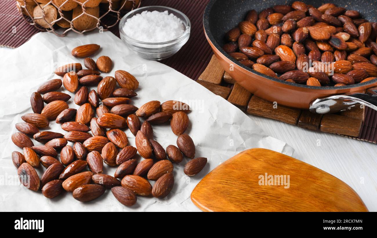 Roasted almond detail hi-res stock photography and images - Alamy