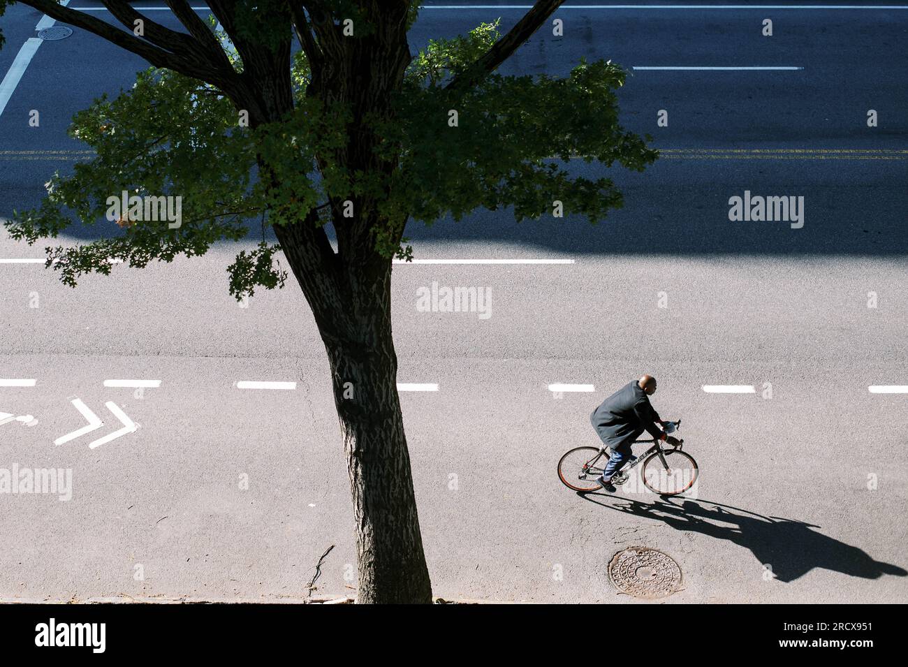 Bike lane city aerial hi-res stock photography and images - Alamy