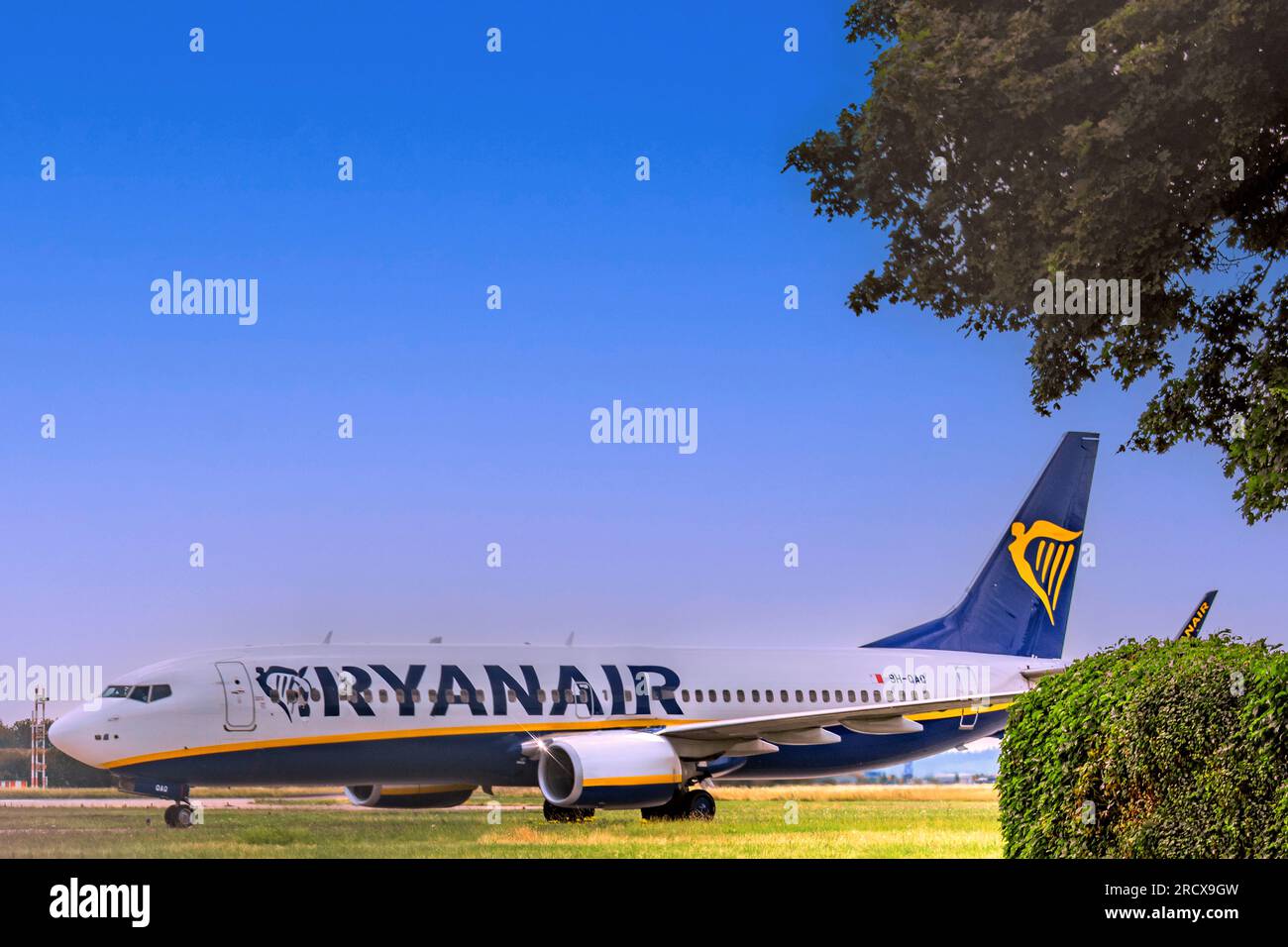 Ryanair europa hi-res stock photography and images - Alamy