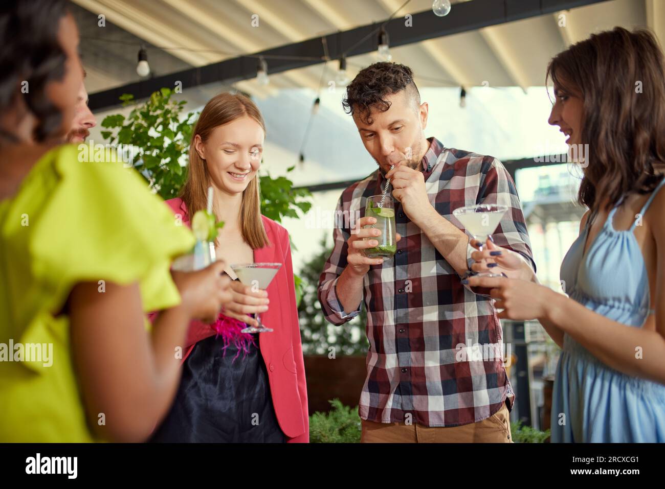 Images Of People Having Cocktails And Conversation