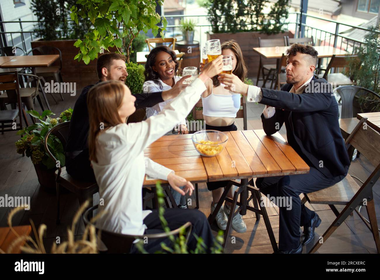 Happy, positive, smiling young people, office workers, colleagues ...