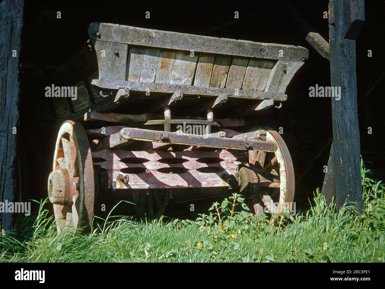 old rustic farm wagon Stock Photo - Alamy