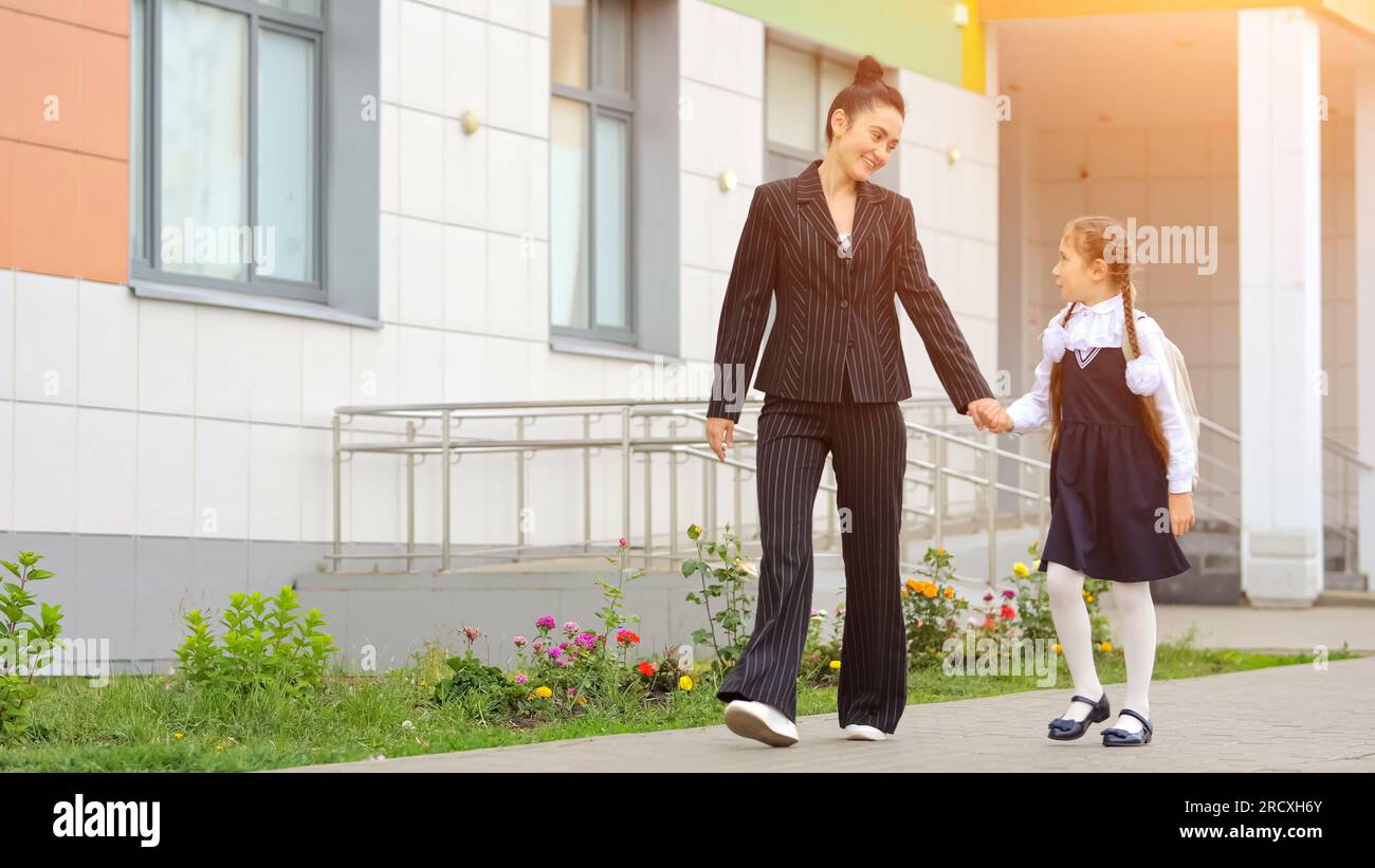 School girl go home from school hi-res stock photography and images - Alamy