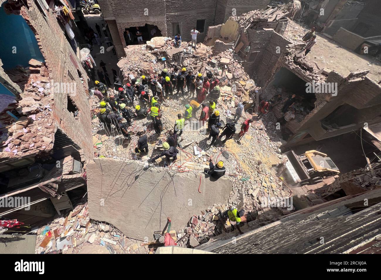 Hadayek Al Kobba, Egypt. 17th July, 2023. Egyptian emergency and rescue ...