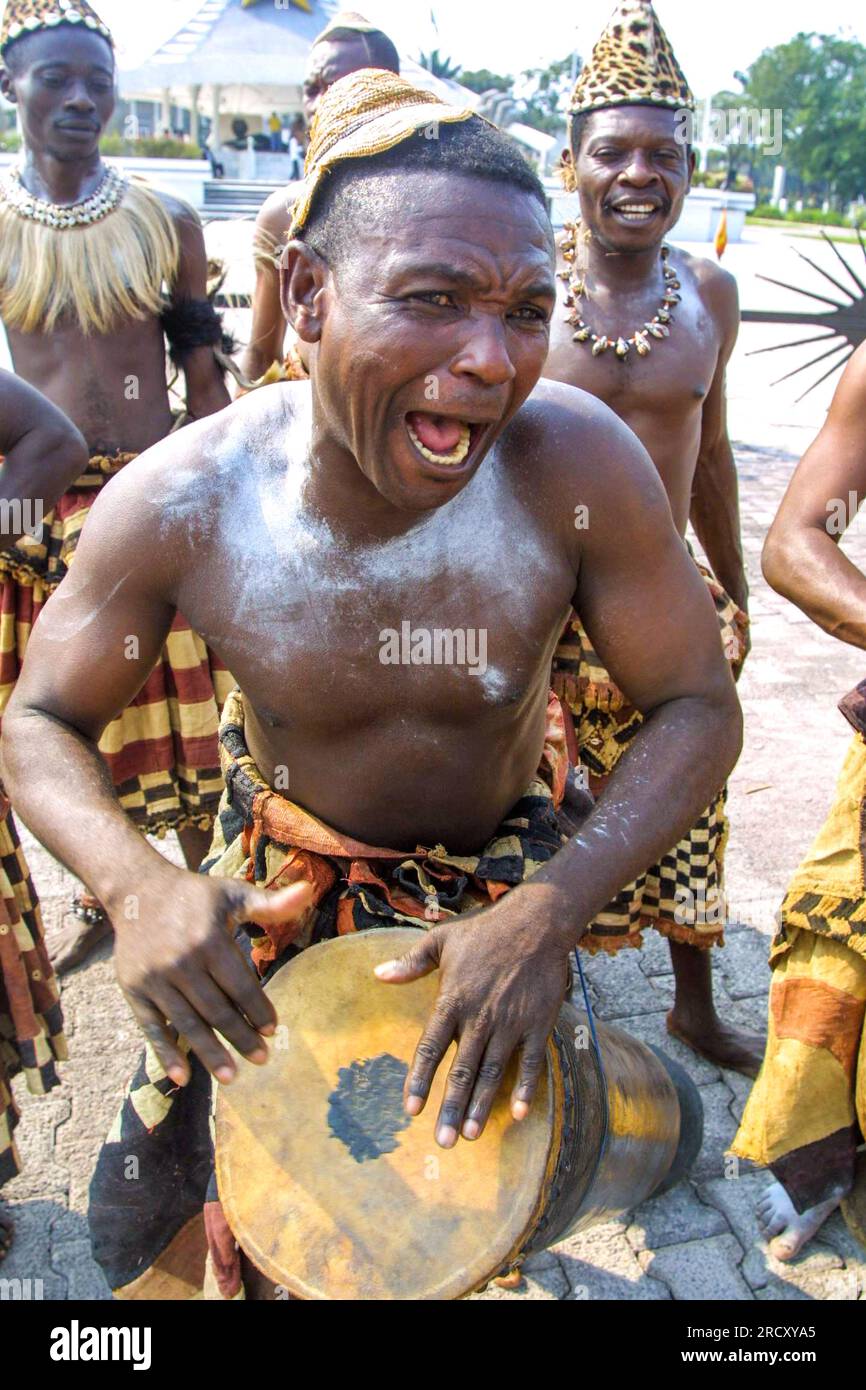 Dr congo dance hi-res stock photography and images - Alamy