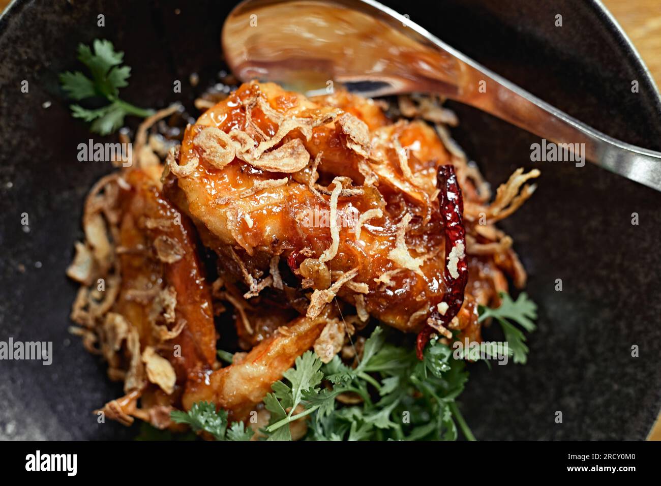 Fried Shrimp with Tamarind Sauce ,Popular Thai food Stock Photo - Alamy
