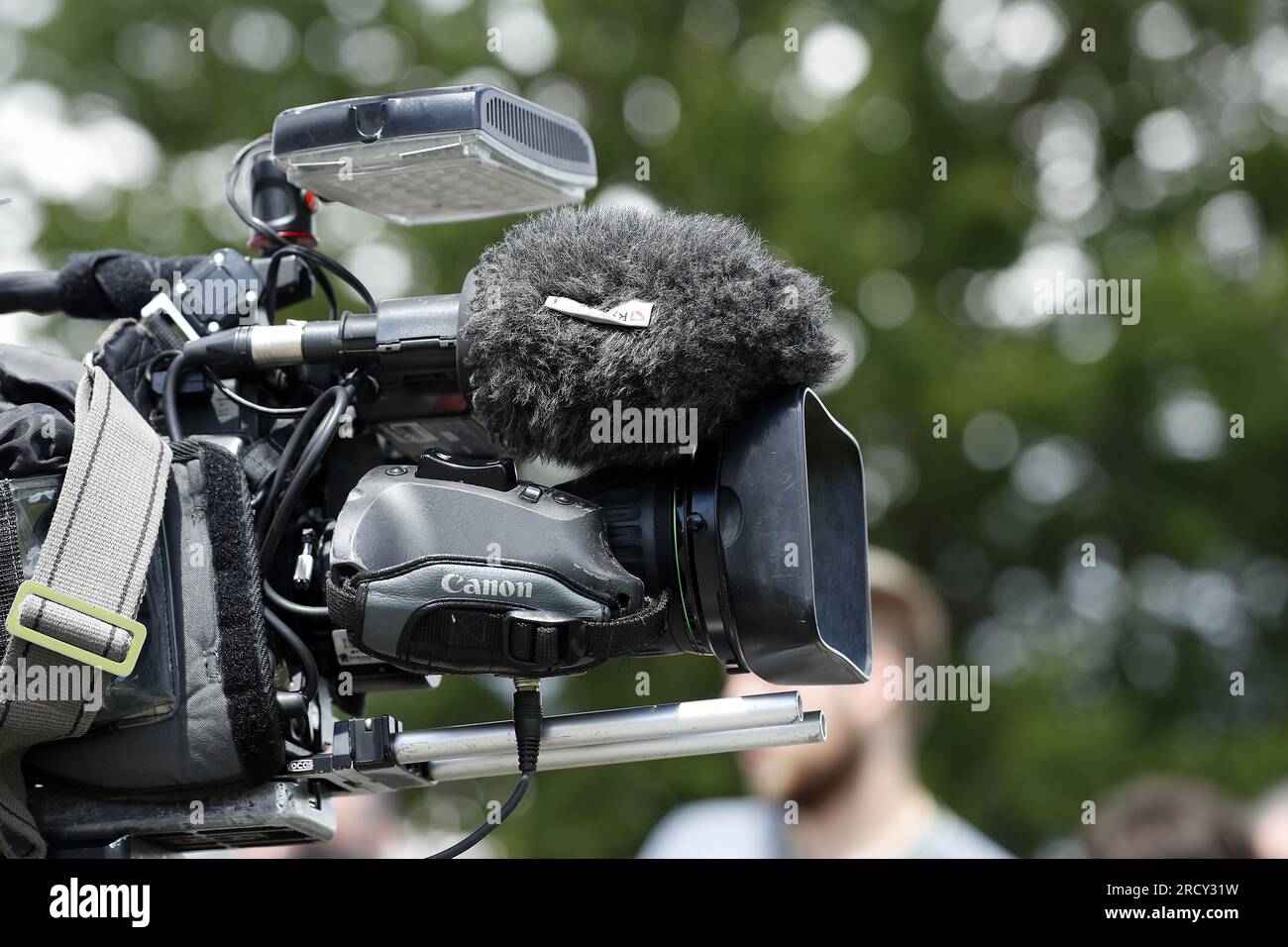 Ap reporter hi-res stock photography and images - Alamy