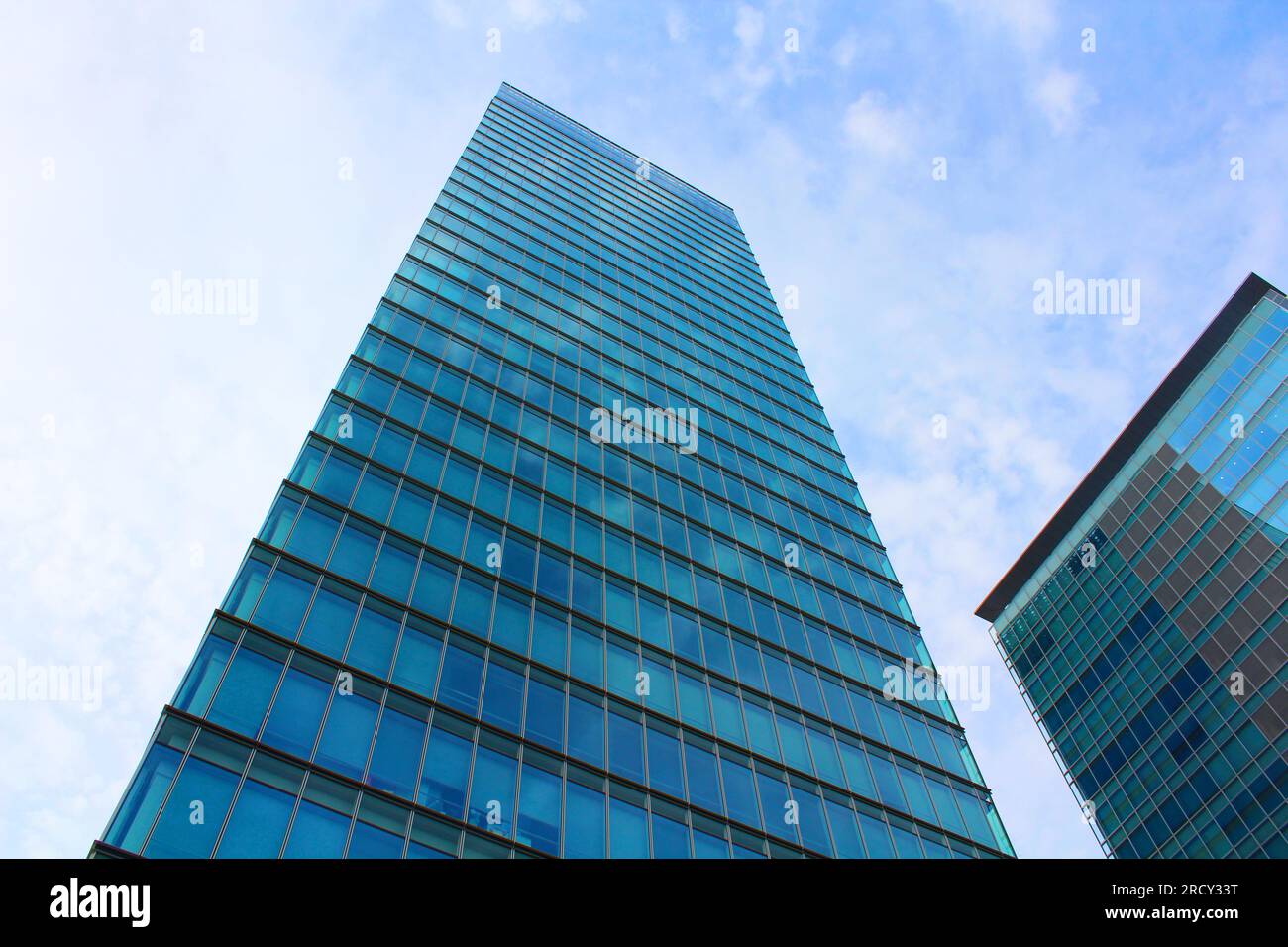 Office tall building hi-res stock photography and images - Alamy