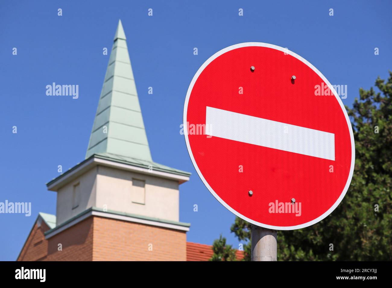 Do no enter sign pole hi-res stock photography and images - Alamy
