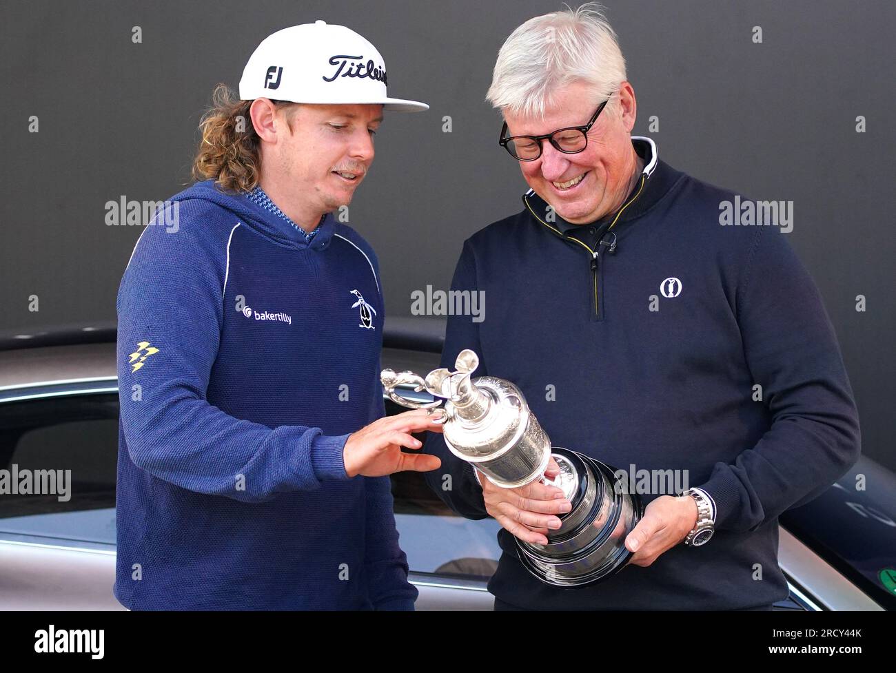 Australia's Cameron Smith hands the Claret Jug to Chief Executive of ...
