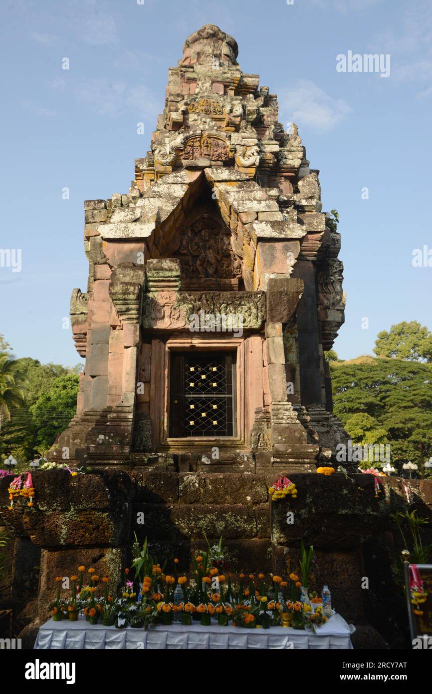 Phra That Narai Jeng Weng is a relic made of sandstone. It looks like a ...