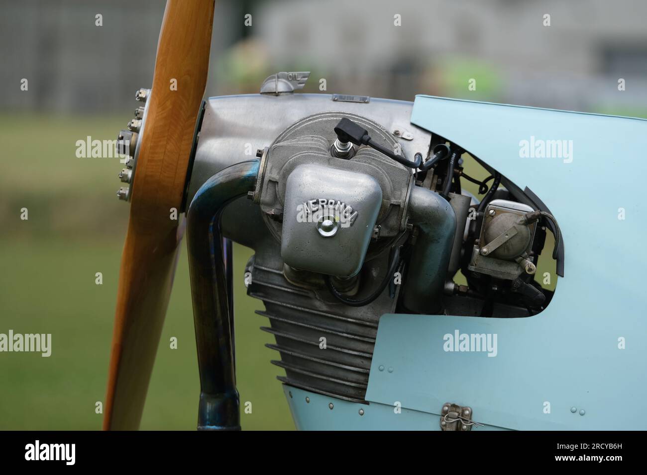 Light vintage aircraft engine and propeller Stock Photo - Alamy