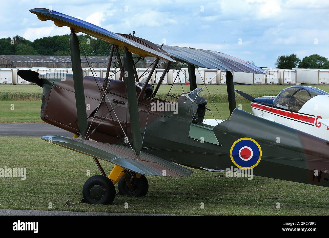 The de Havilland DH.82 Tiger Moth is a 1930s British biplane designed ...