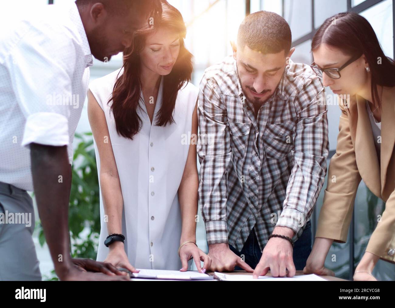 Office employees working on startup hi-res stock photography and images ...