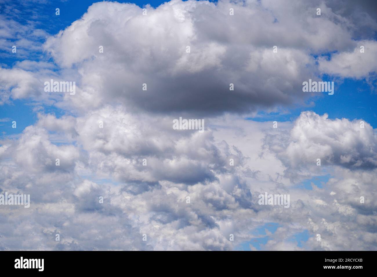 Cirro strato hi-res stock photography and images - Alamy