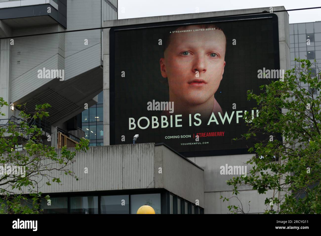 Netflix advert hi-res stock photography and images - Alamy