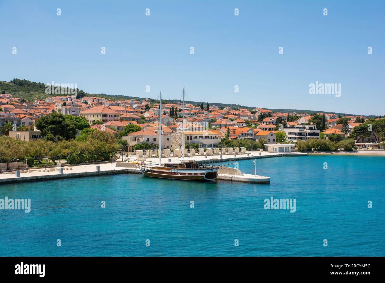 The harbour of Supetar on Brac Island in Croatia Stock Photo - Alamy