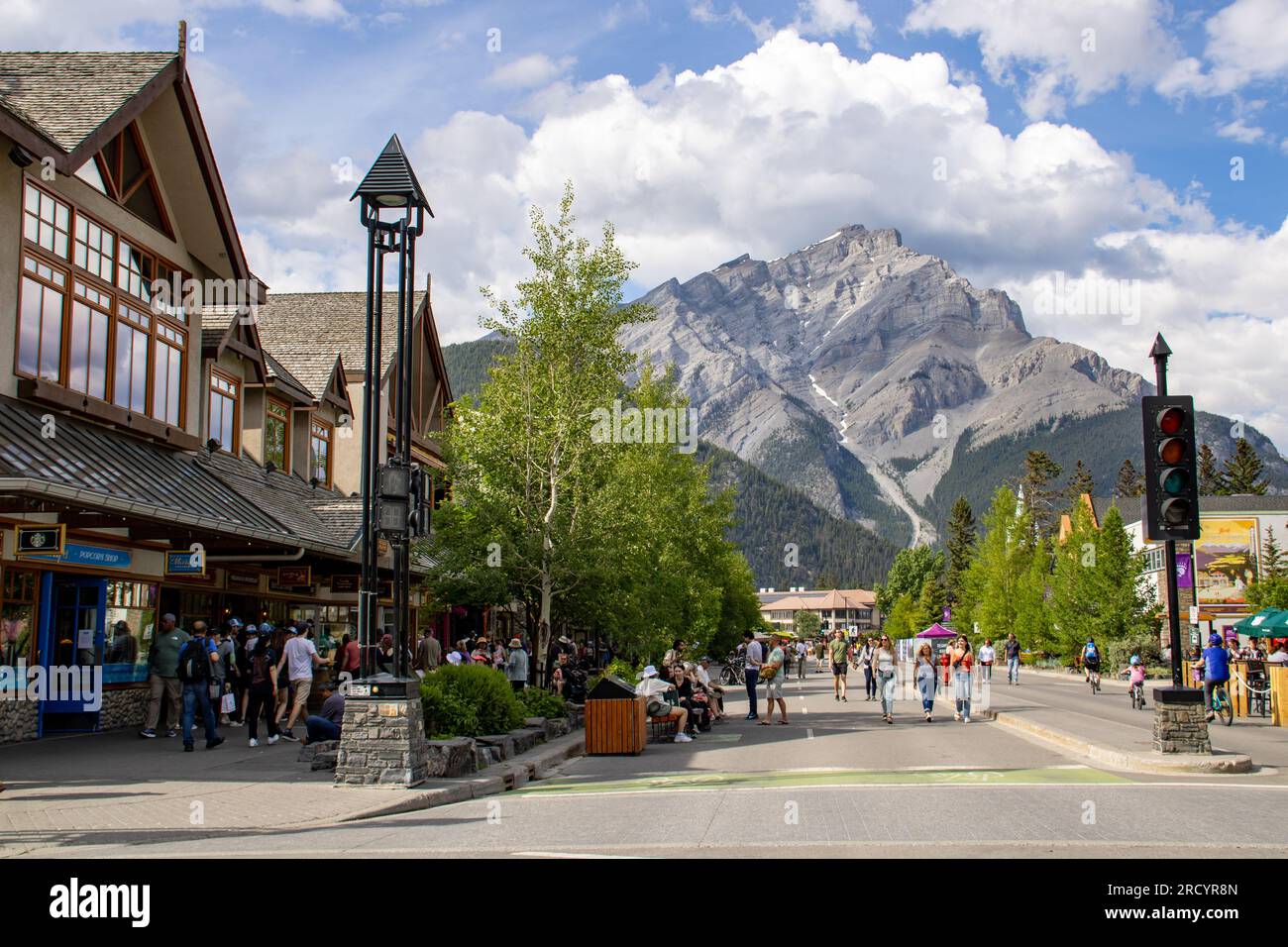 Banff town people hi-res stock photography and images - Alamy