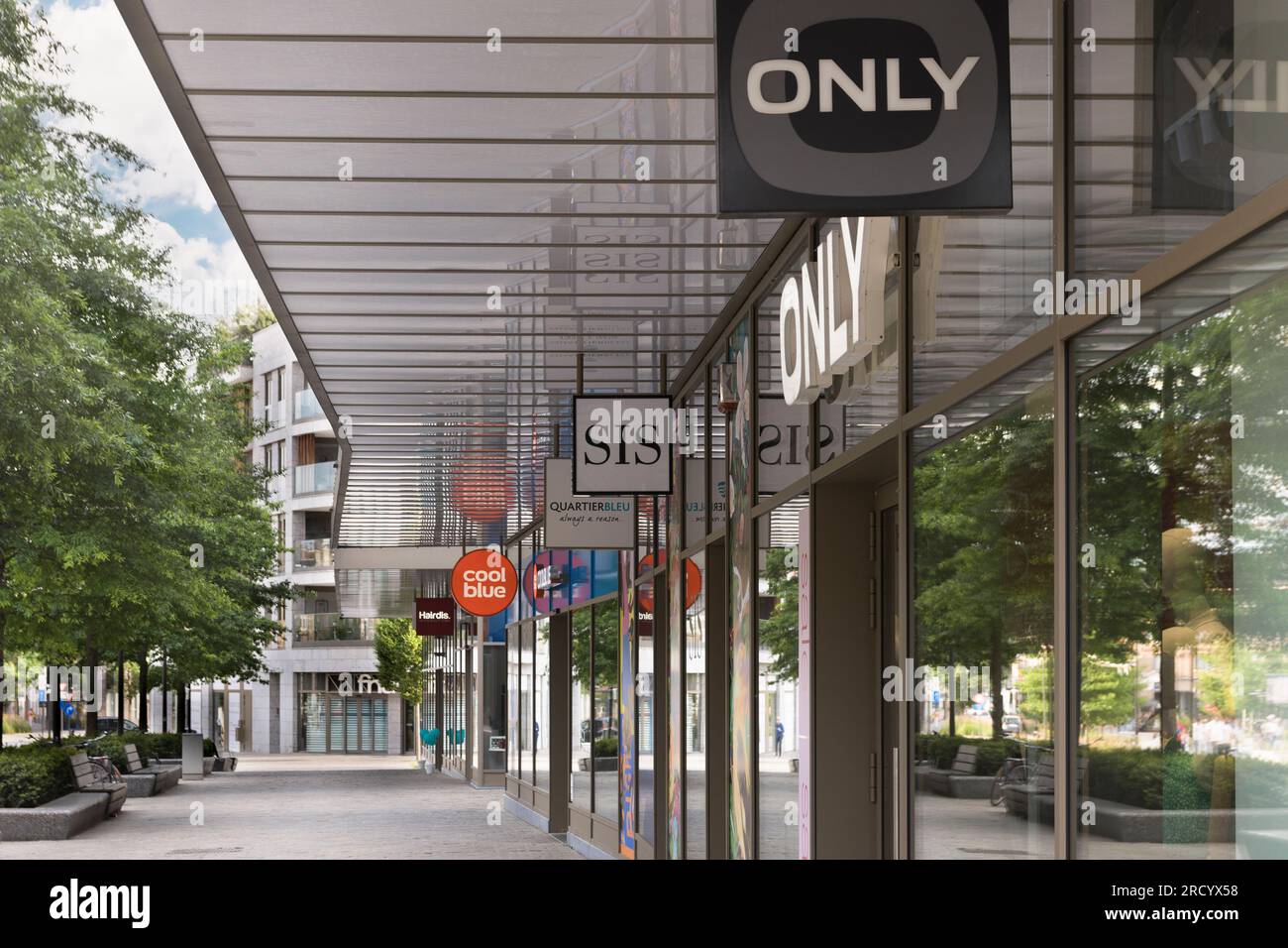 Hasselt. Limburg-Belgium 30-06-2023. Shopping street with famous brands ...