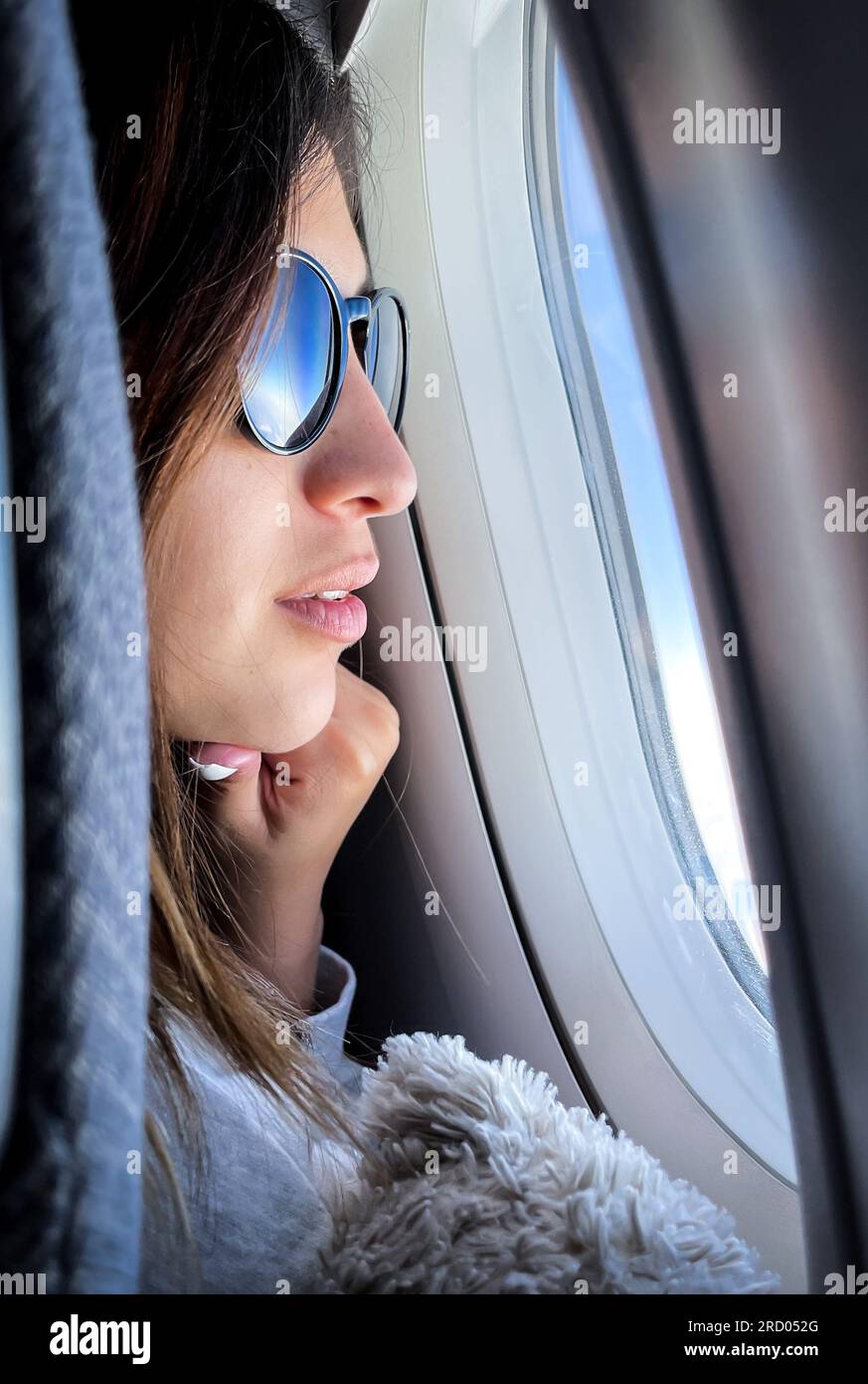 Viajar avion avion hi-res stock photography and images - Alamy