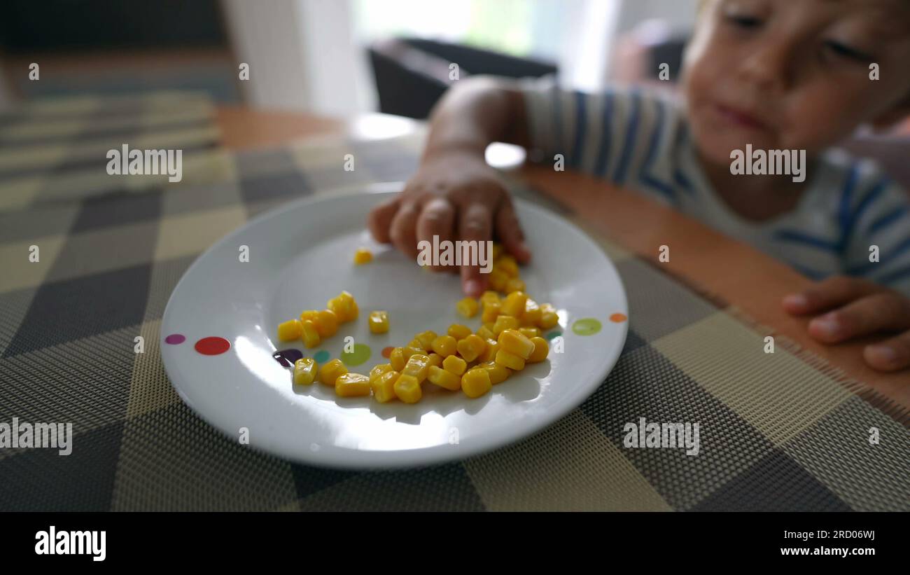 Child grabs hi-res stock photography and images - Alamy