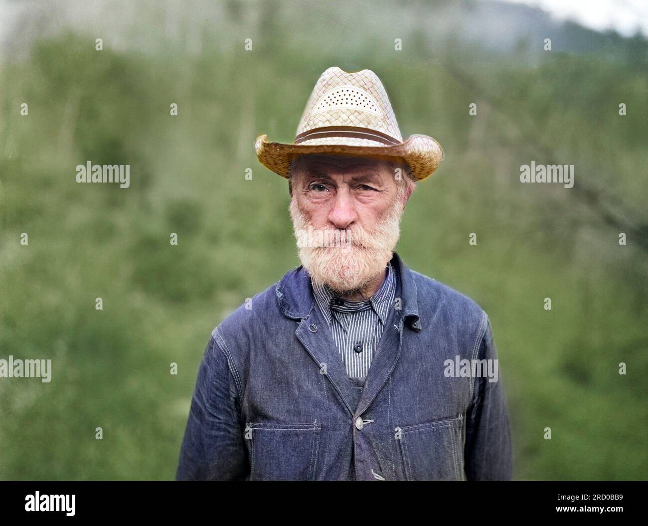 Circa 1930 colorized hi-res stock photography and images - Alamy