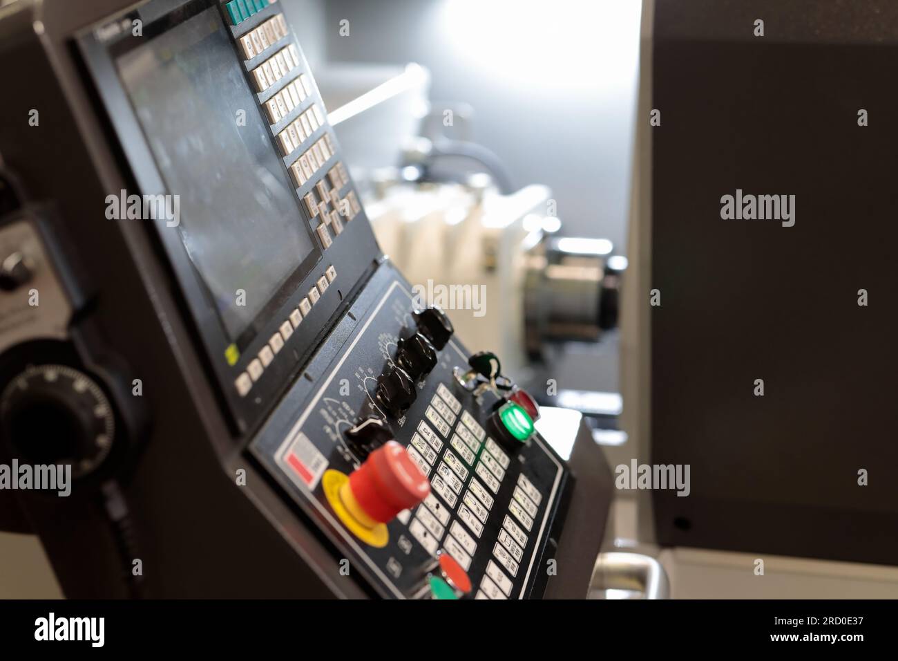 Industrial lathe hi-res stock photography and images - Alamy