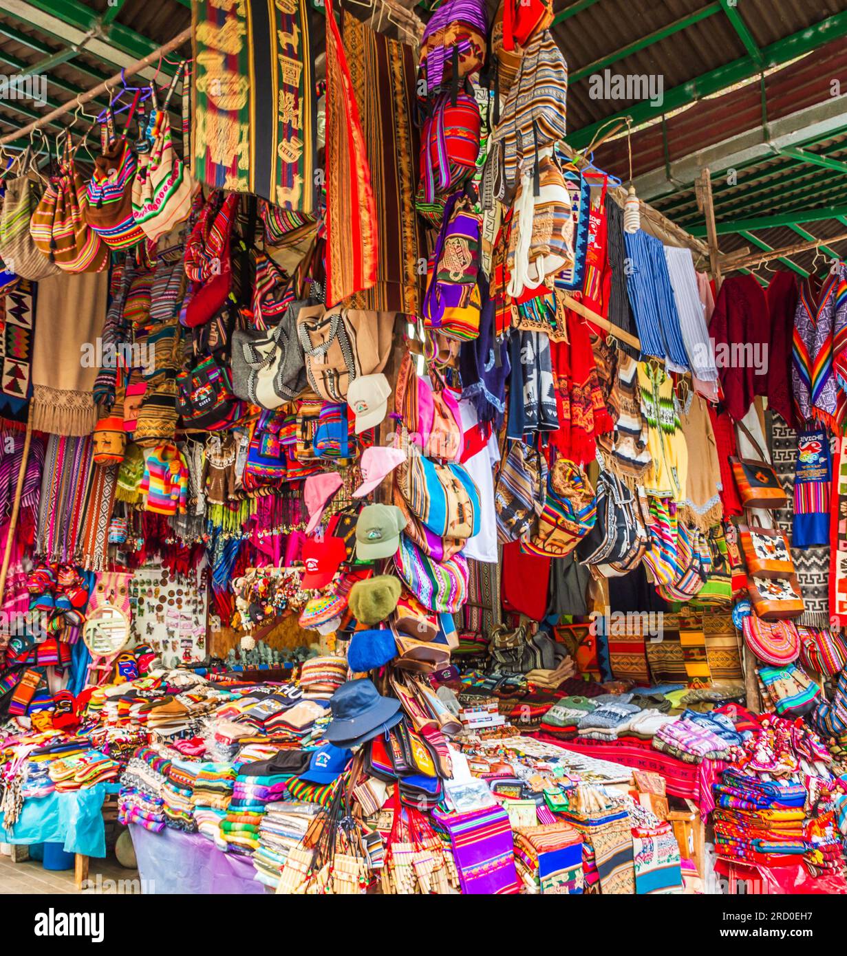 Souvenir shop machu picchu peru hi-res stock photography and images - Alamy