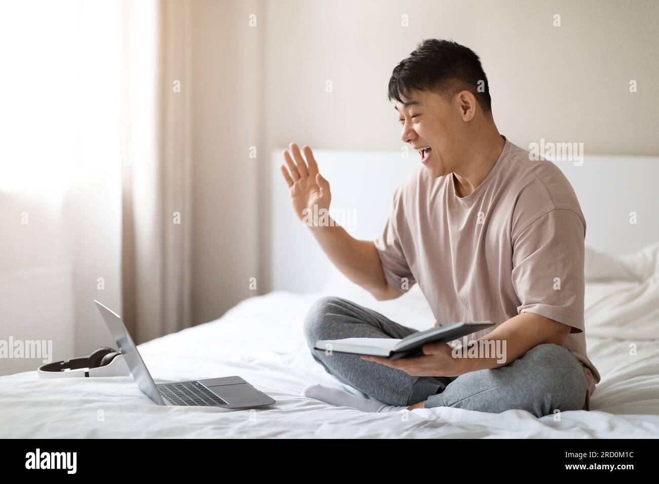 Foreign job interview hi-res stock photography and images - Alamy