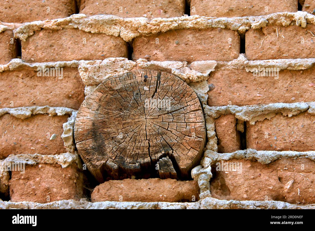 Timber and mortar wall hi-res stock photography and images - Alamy