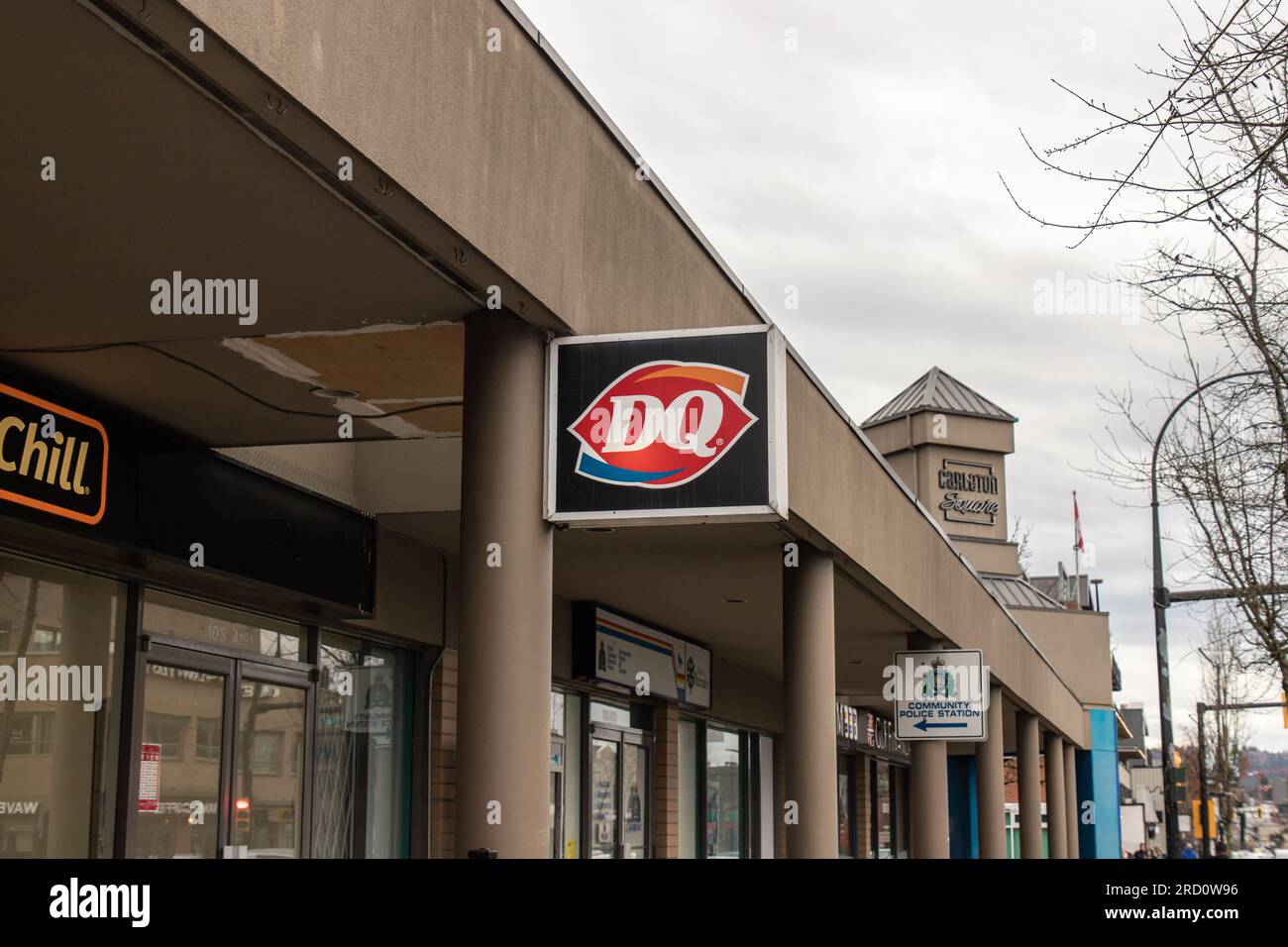 Fast food chain desert hi-res stock photography and images - Alamy
