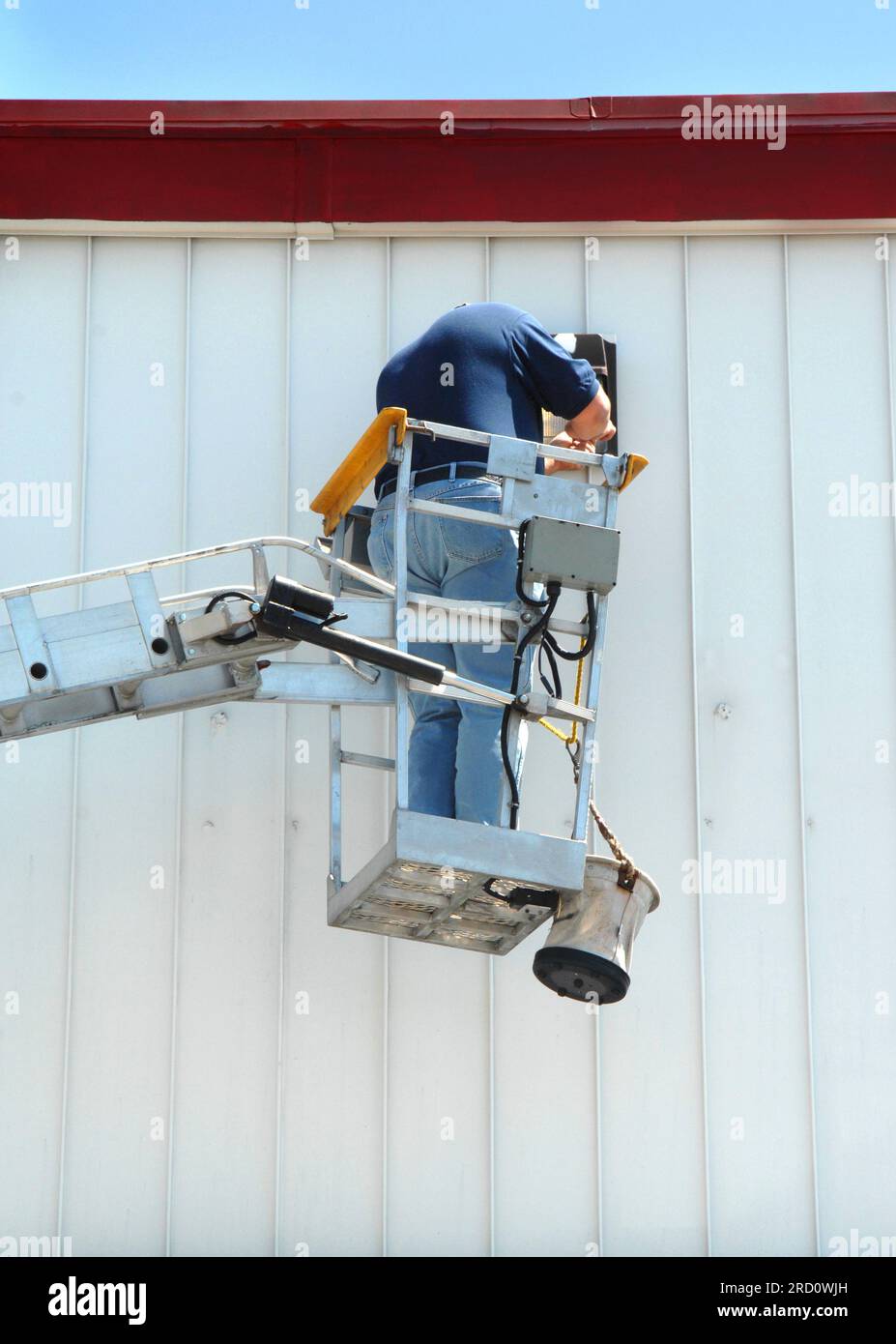 Mechanical lift hi-res stock photography and images - Alamy